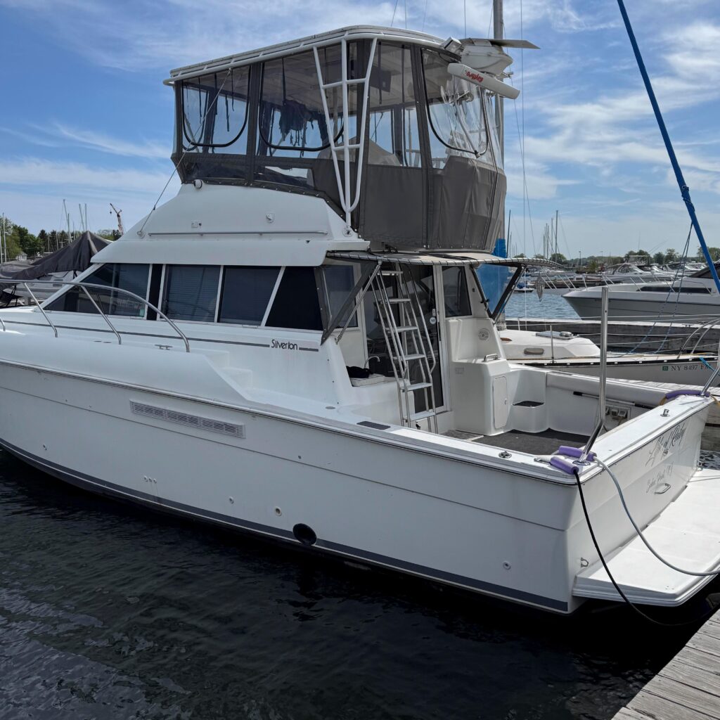1997 Silverton 41 Convertible in Sodus Point, NY | Knot 10