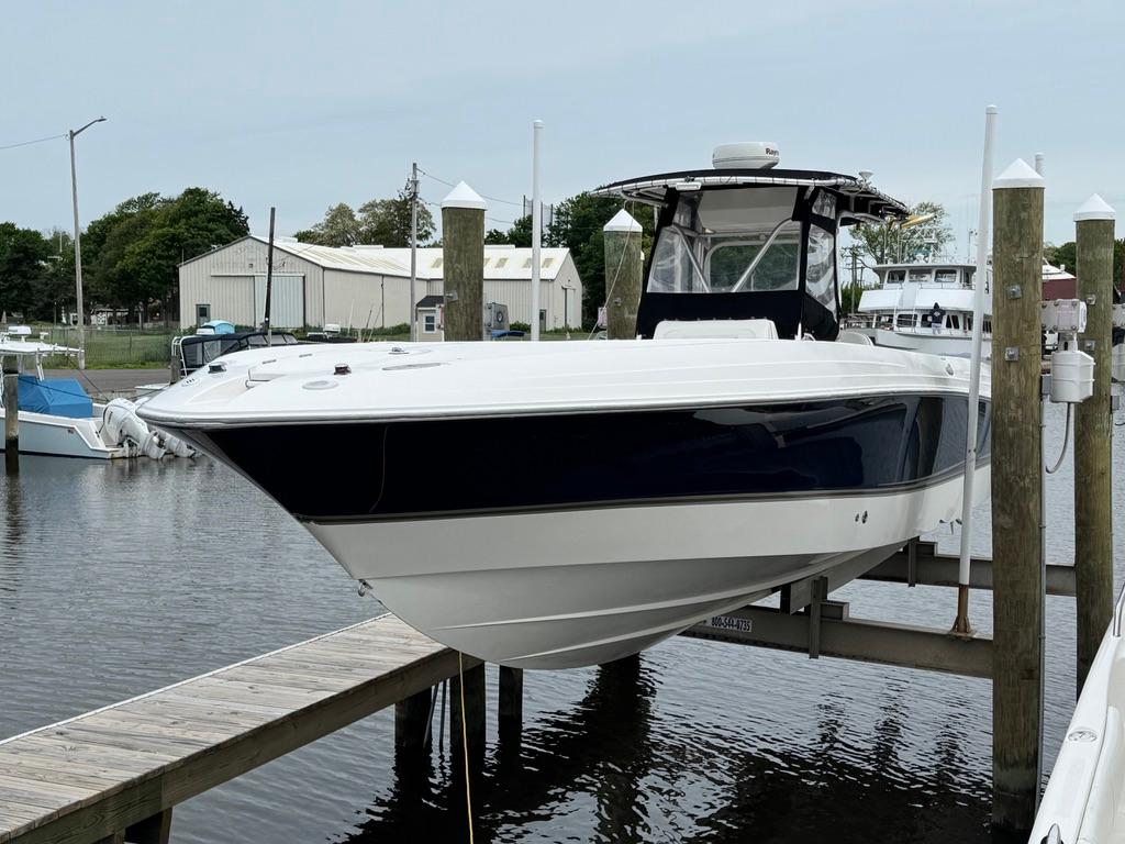 2004 Wellcraft 35 CCF in West Sayville, NY | Knot 10