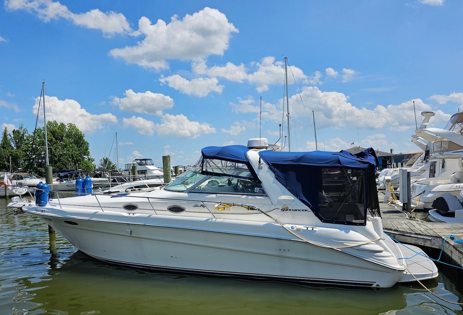 1998 Sea Ray 330 Sundancer in Chesapeake City, MD | Knot 10