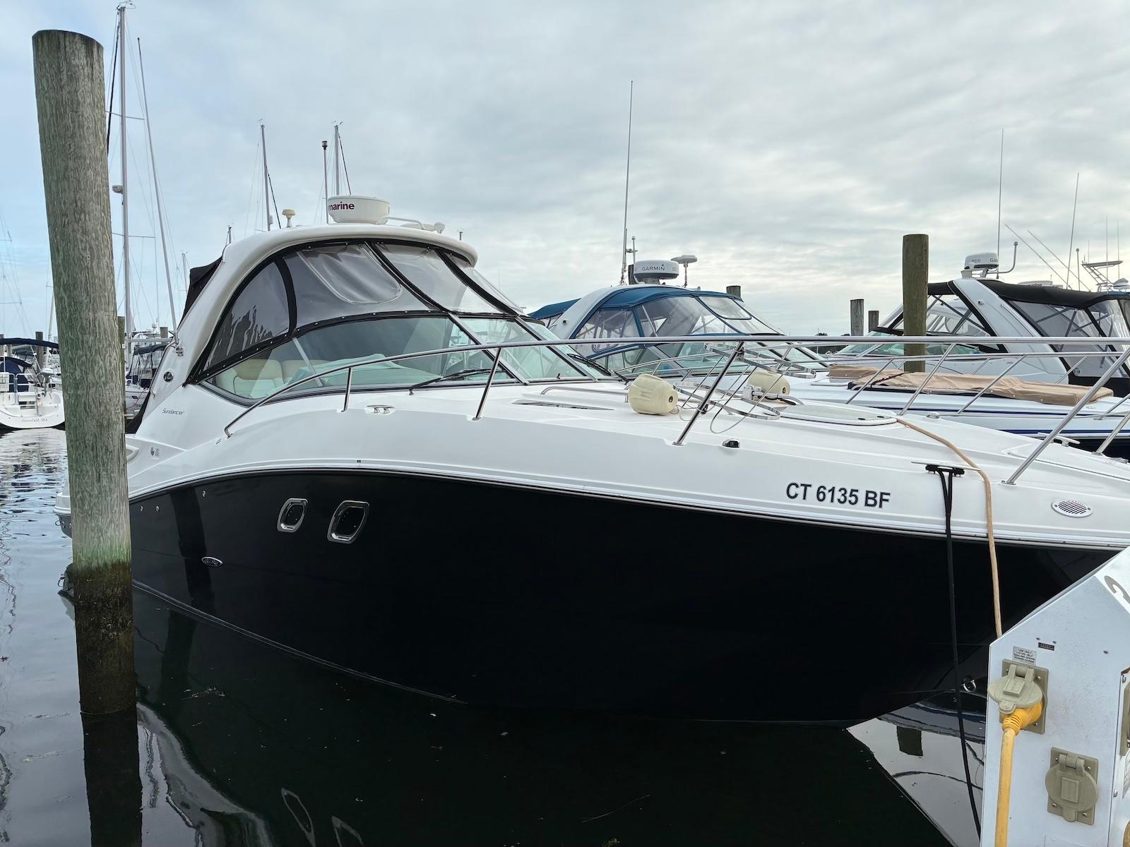 2009 Sea Ray 330 Sundancer in Mystic, CT | Knot 10
