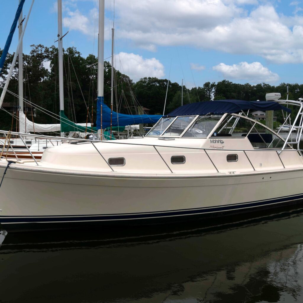 2004 Mainship 34 Pilot Rum Runner II in Arnold, MD | Knot 10