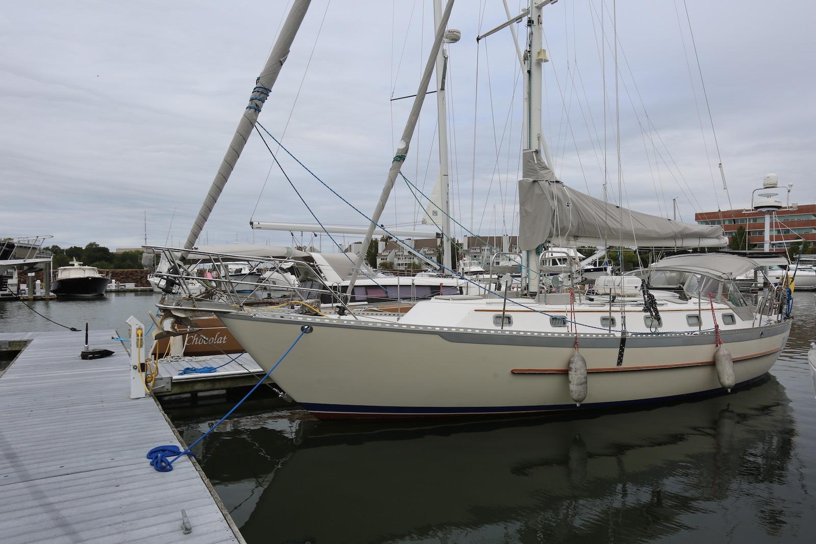 2004 Pacific Seacraft 40 in Stamford, CT | Knot 10