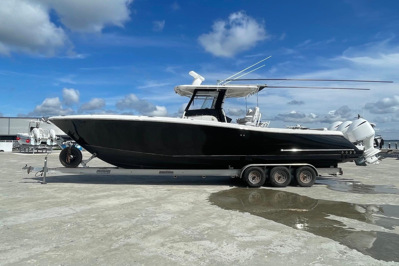 2008 Edgewater 370CC in Port Royal, SC | Knot 10