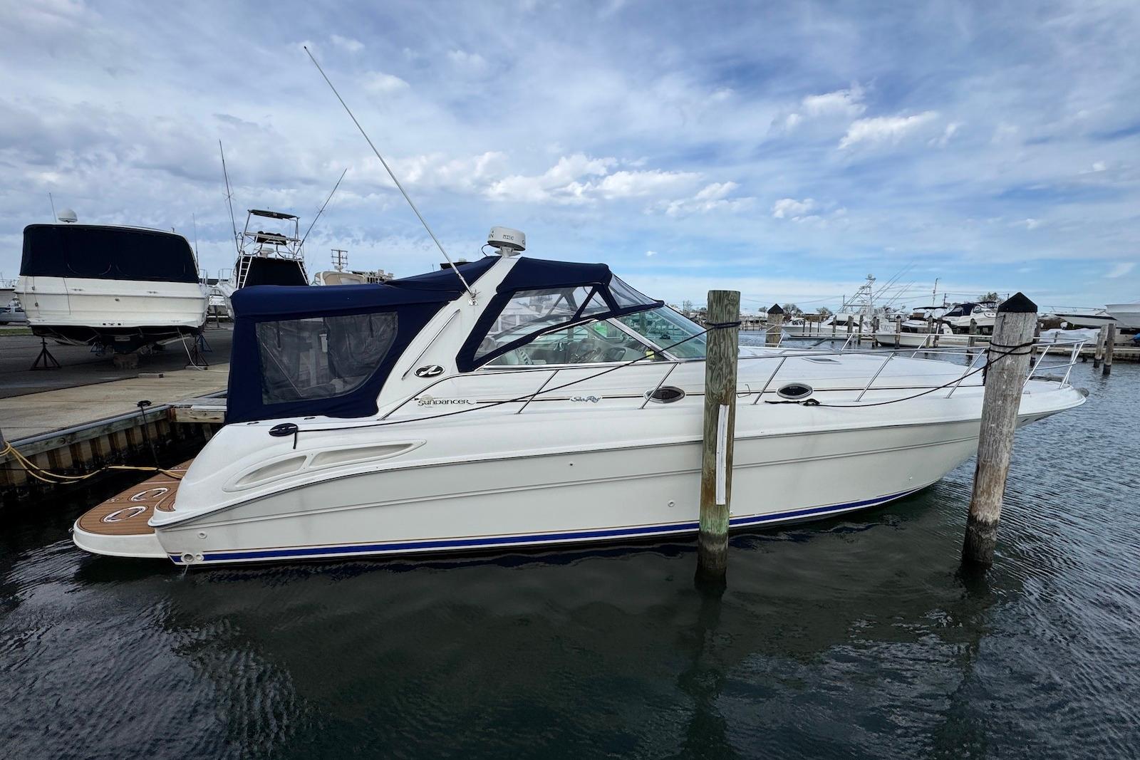 2000 Sea Ray 410 Sundancer in Lindenhurst, NY | Knot 10